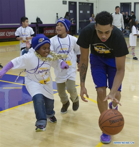 Lakers hosts party for homeless kids in LA - Global Times