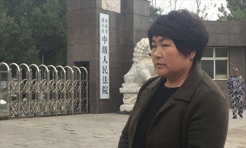 Ignored by police, woman spends 17 years hunting down her husband’s ...