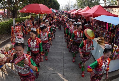 Huayao Dai ethnic people celebrate "Huajie" festival in SW China ...