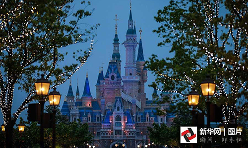 Best night views of Shanghai Disney Resort captured - Global Times