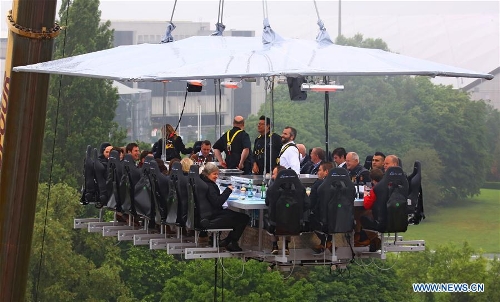 Dinner in the Sky - Global Times