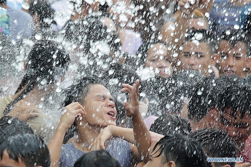 "Wattah-Wattah Festival" held in the Philippines - Global Times