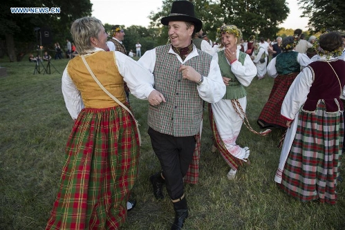 People celebrate midsummer day in Lithuania - Global Times