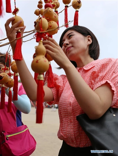 7th China Huludao int'l calabash cultural festival held in Liaoning ...