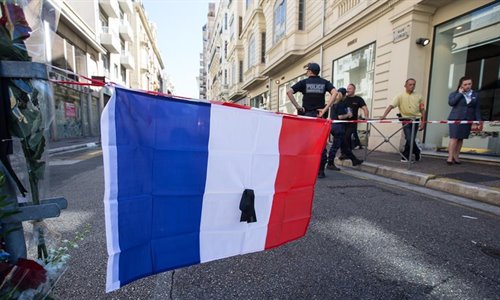 People around the world mourn for victims of Nice attack - Global Times