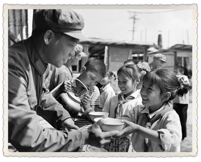Rare photos offer glimpse of the rebuild effort after the 1976 Tangshan ...