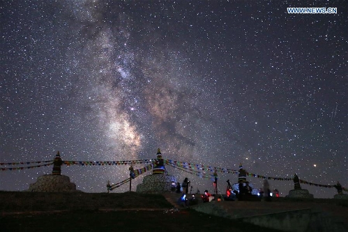 Starry sky in Inner Mongolia attracts enthusiasts in early August ...