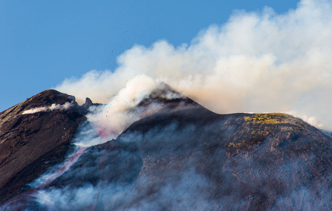 Lava flows from top of Mt Etna as volcanic activity continues - Global ...