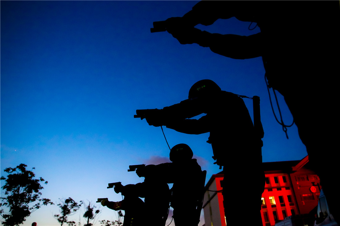 Zhejiang armed police conduct week-long intensive training - Global Times