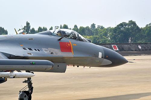 J-11 fighter jet hits full throttle - Global Times