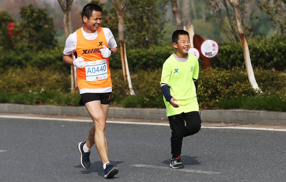 More than 9,000 run East China city’s first full marathon - Global Times