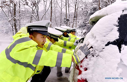 Traffic affected as snowfall hits many parts of China - Global Times