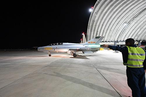 J-7 fighter jets leave for night flight training | Pakistan Defence