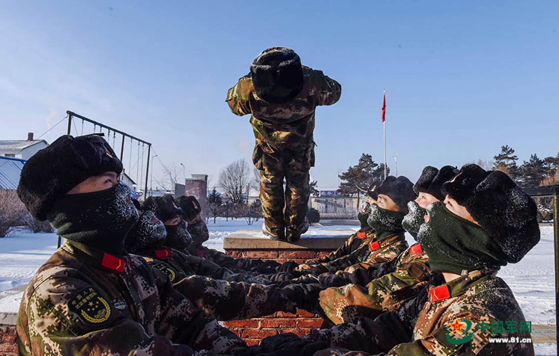 Frontier soldiers carry out winter training in -37℃ - Global Times
