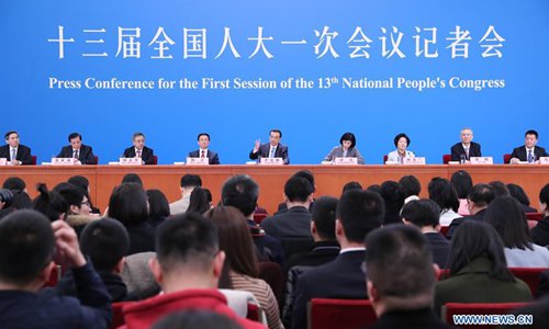 In pics: Chinese Premier meets press - Global Times