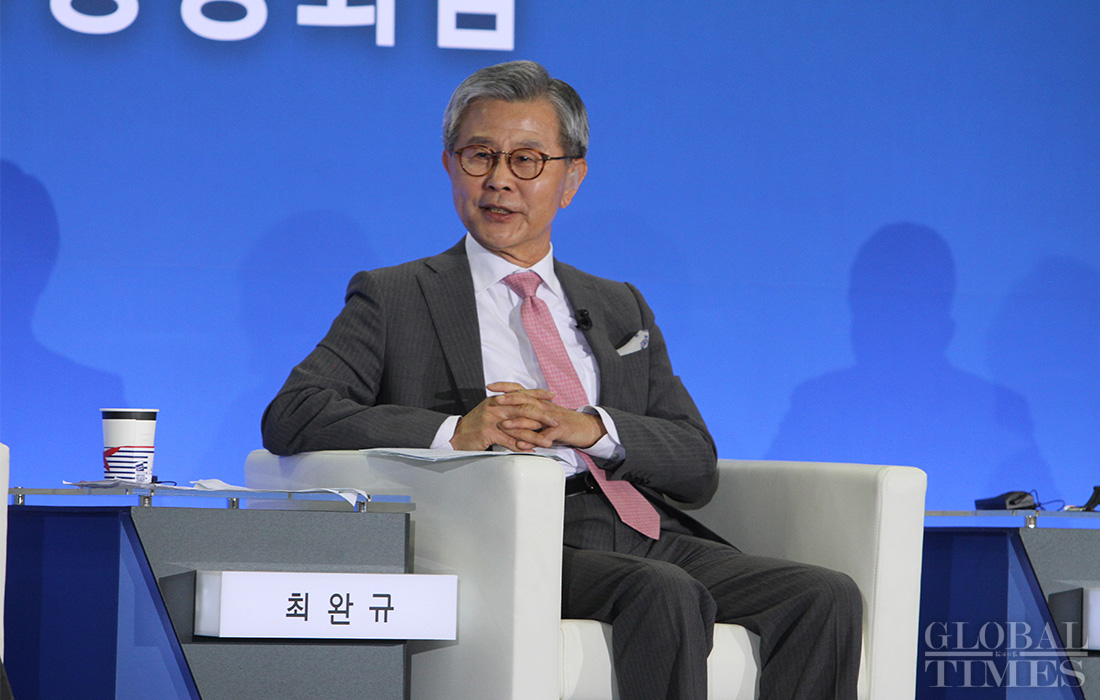 Reporters prepare for Moon-Kim summit at KINTEX - Global Times