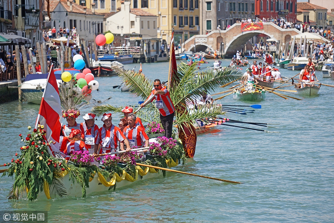 Historic rowing marathon held in Venice, Italy - Global Times