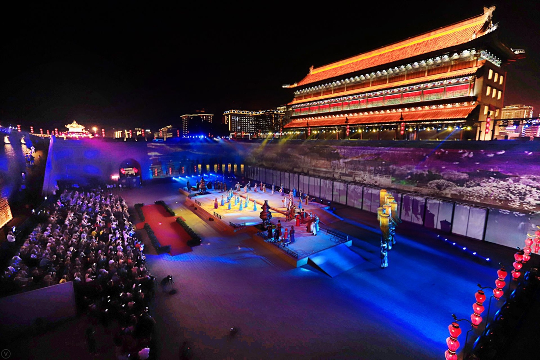 A taste of the Silk Road: Over 500 British tourists experience a ...