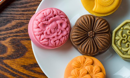 Unique mooncake flavors that will make your mouth water during the Mid ...