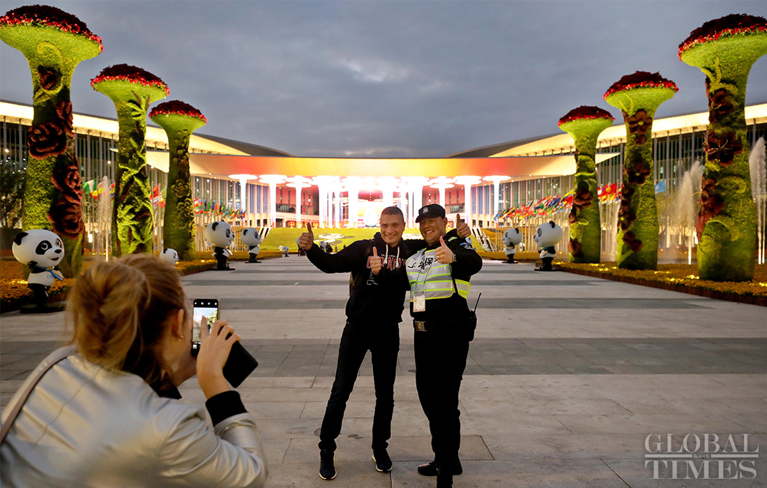CIIE venue lights up before opening day in Shanghai - Global Times