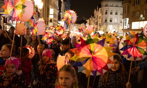 Festivals of Light , winter celebrations from around the world ...