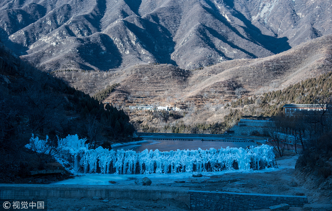 People enjoy Ice and Snow Festival in Beijing - Global Times