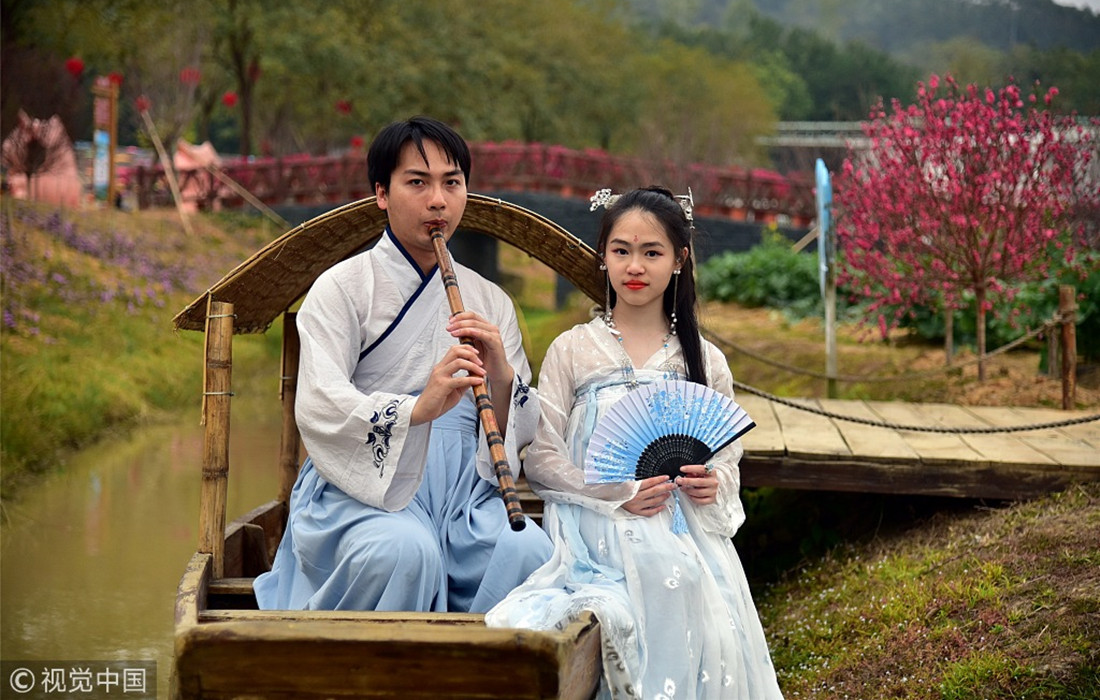 Han-style costume festival held in South China - Global Times