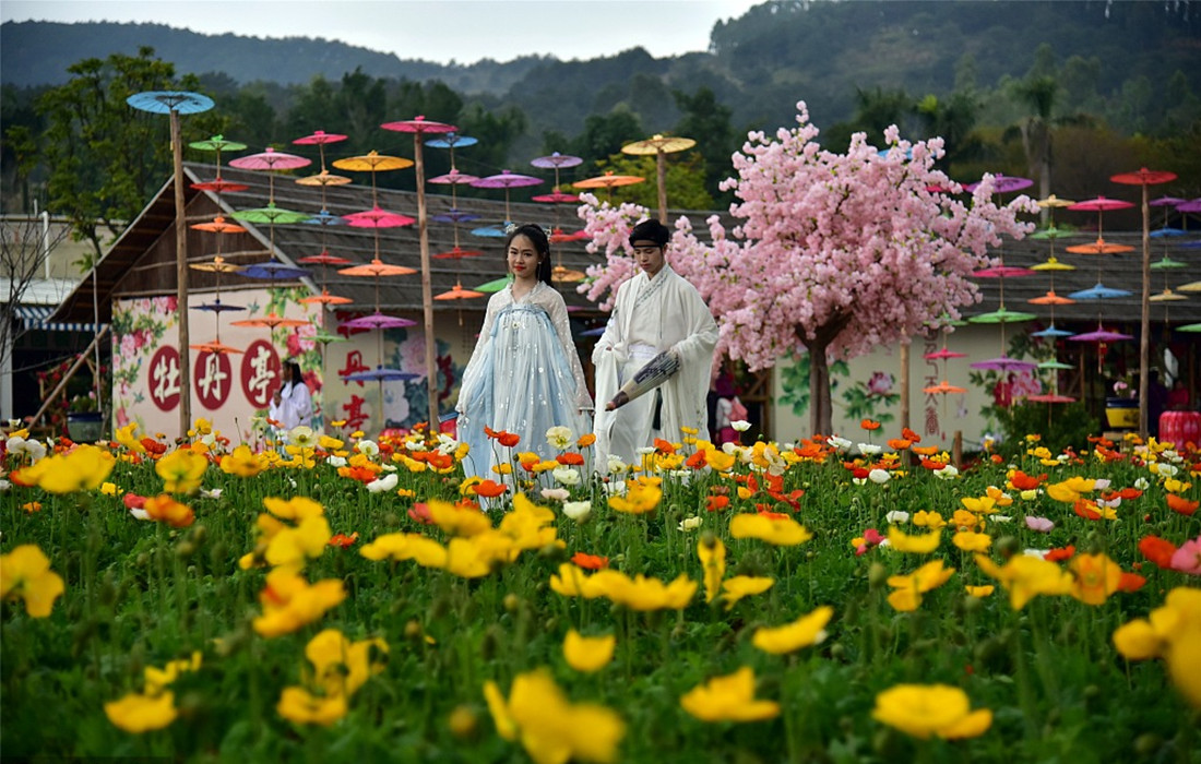 Han-style costume festival held in South China - Global Times