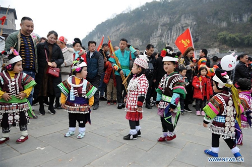 Miao people perform lusheng dance to pray for harvest in SW China ...