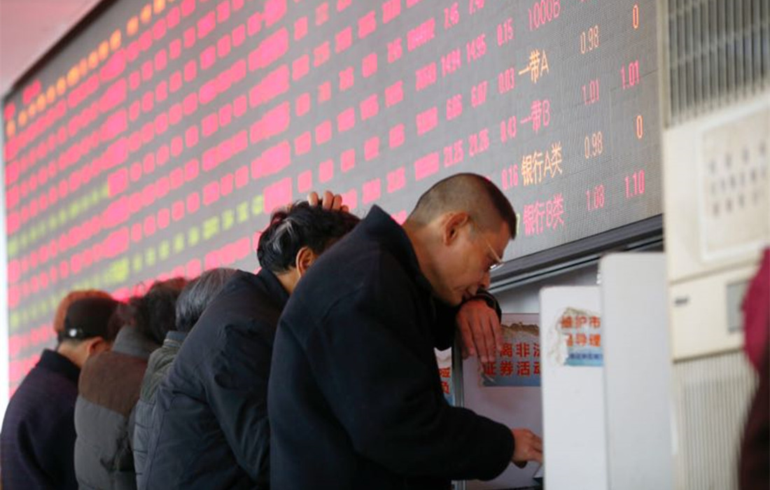 China A-shares climb to eight-month high as trade optimism grows ...