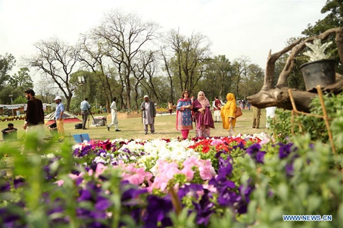 People visit spring flower show in Islamabad, Pakistan - Global Times