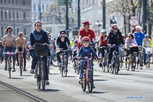 Bike carnival held in Vienna - Global Times