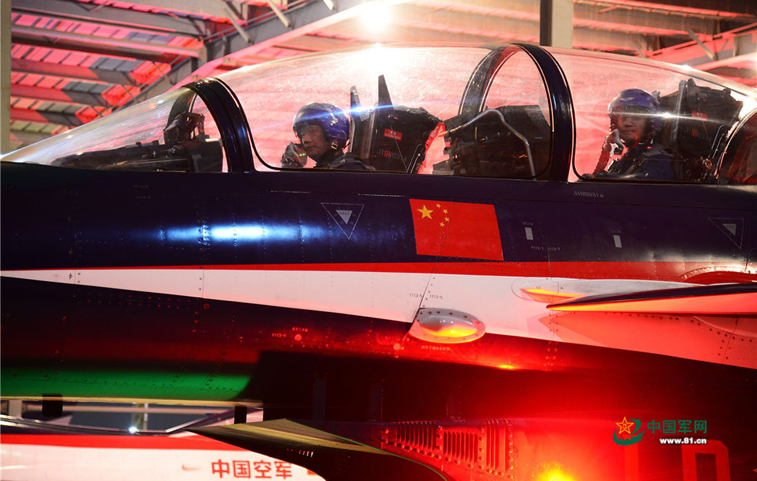 Chinese PLA Air Force August 1st aerobatic team performance - Global Times