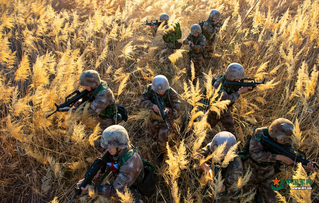 Frontier soldiers guard BRI railways in Northwest China’s Xinjiang ...