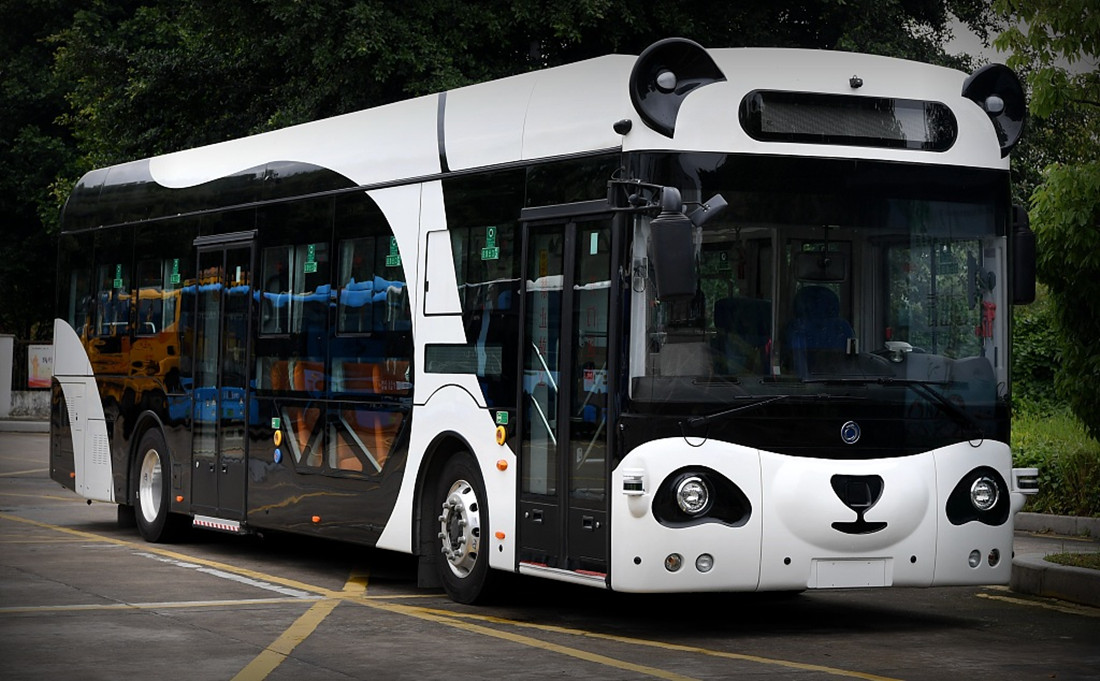 Cute panda-shaped driverless bus displayed in East China - Global Times