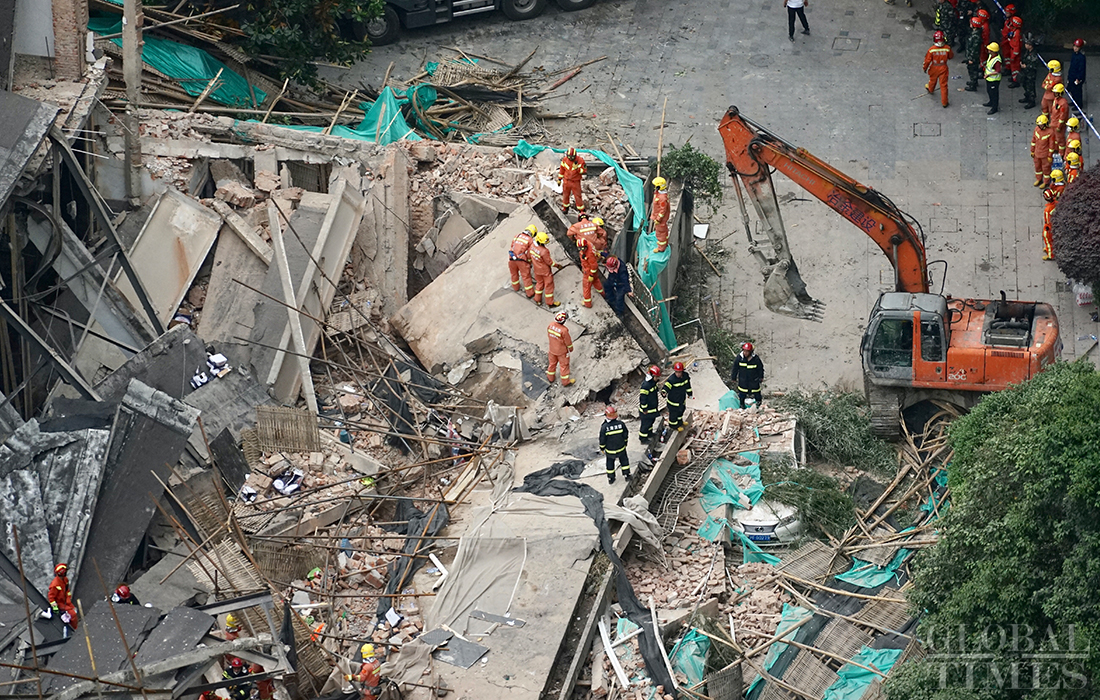 19 people rescued after a building collapsed in Shanghai on Thursday ...