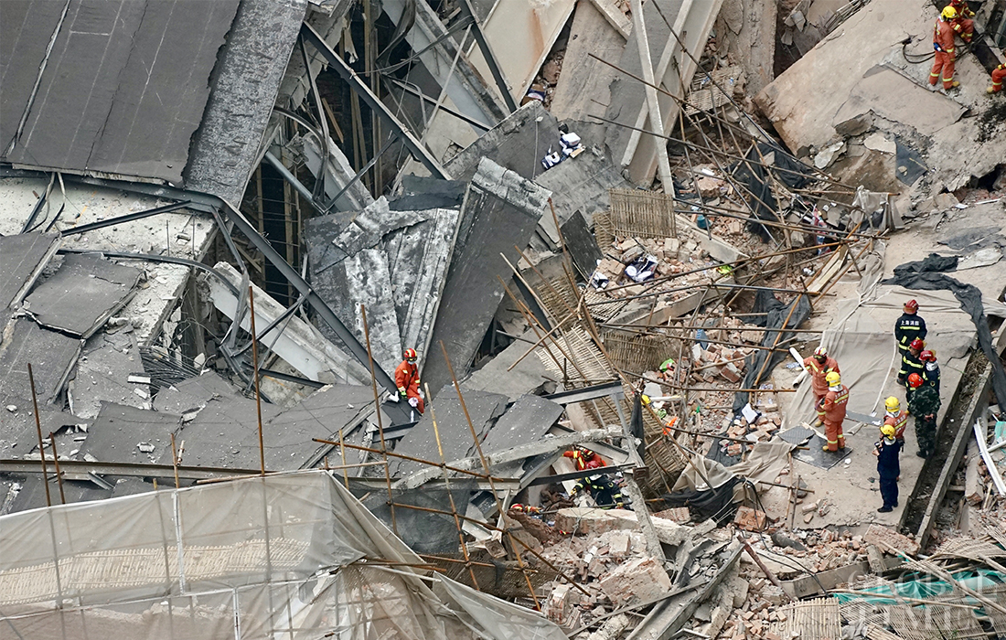 19 people rescued after a building collapsed in Shanghai on Thursday ...