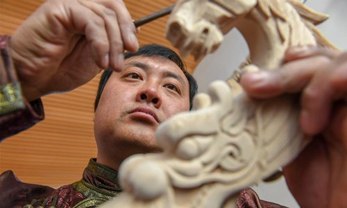 Pic story of horse head fiddle maker in northeast China's Jilin ...