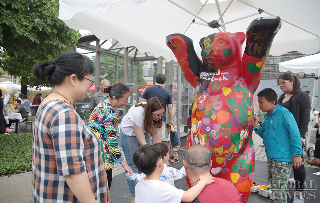 Echt Berlin (Really Berlin): German Embassy in Beijing holds Open Day ...