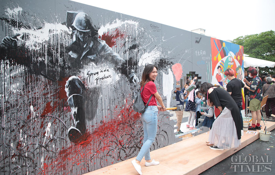 Echt Berlin (Really Berlin): German Embassy in Beijing holds Open Day ...