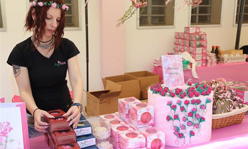 Highlights of Agros Rose Festival in Cyprus - Global Times
