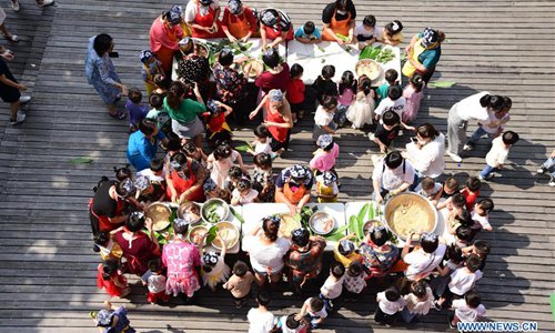 People make various kinds of Zongzi to celebrate upcoming Dragon Boat ...