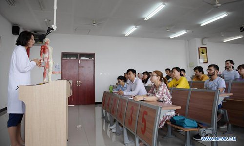 Kazakhstani student studies acupuncture in China - Global Times