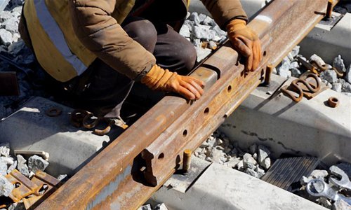 Track-laying work of Dunhuang-Golmud Railway completed - Global Times