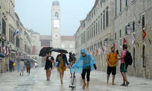 Heavy rain, thunderstorm hit Croatia's famous tourist destination ...