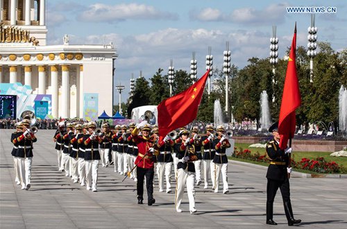 Members of PLA band take part in Int'l Military Music Festival parade ...