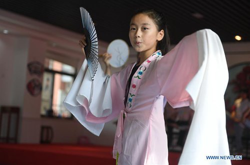 Classes set up for pupils to inherit Kun Opera culture in China's ...