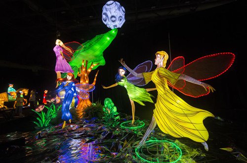 Chinese lanterns themed Silk Road displayed at Canadian National ...