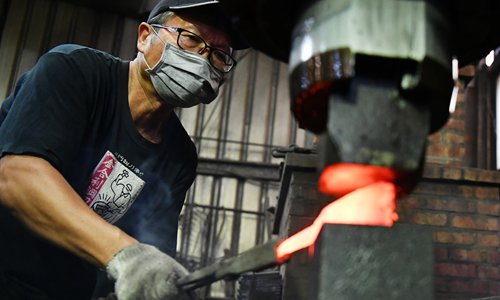 Kinmen steel knife made of artillery shells - Global Times