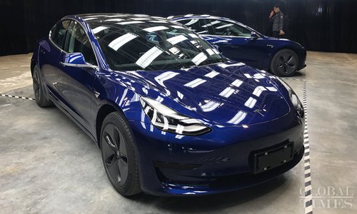 Tesla unveils first batch of made-in-China Model 3 trial cars - Global ...